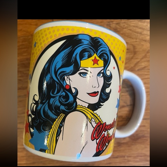 DC Comics | Dining | Dc Comics Wonder Woman Mug Cup | Poshmark